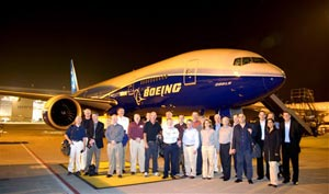Boeing Arrives at End of World's Longest Nonstop Commercial Flight ...