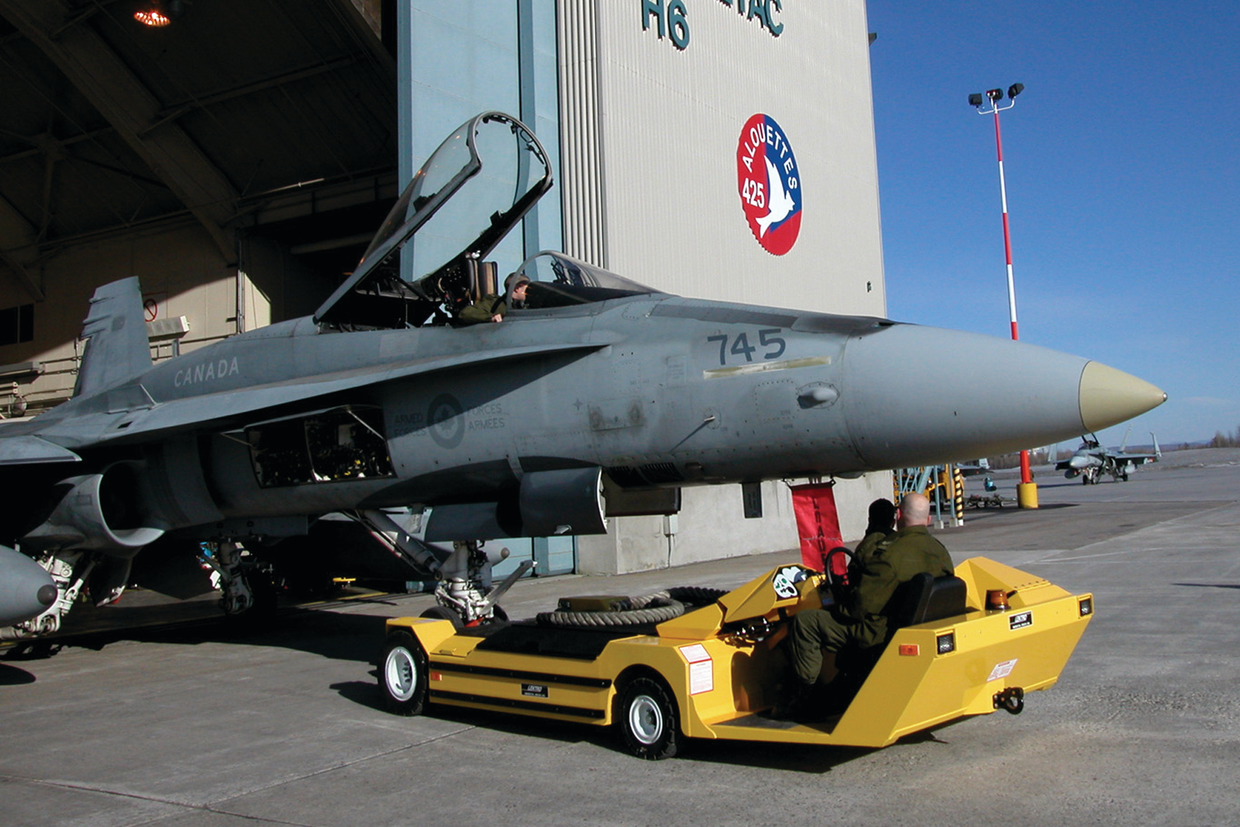 Military Towbarless Aircraft Towing Vehicle | Aviation Pros
