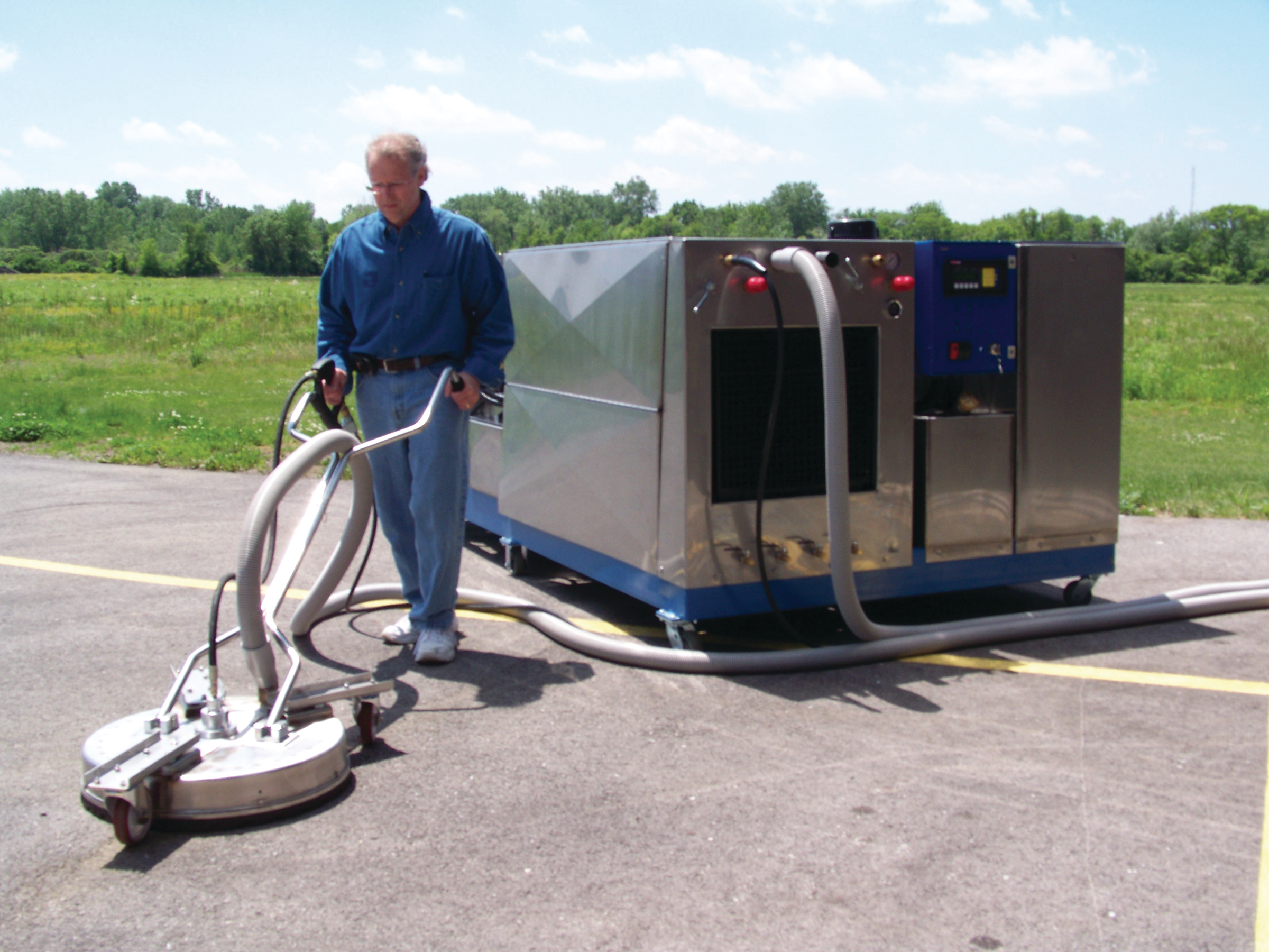 HRC - HydroRecyClean System | Aviation Pros