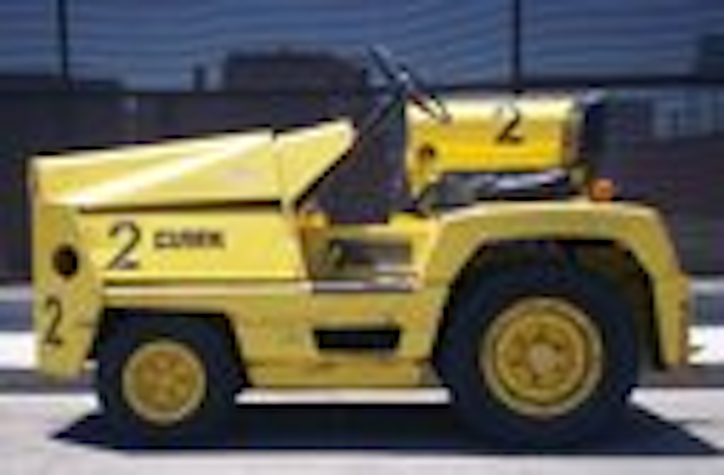 1986 CLARK CT40 TOW TRACTOR From: Berns Company, The | Aviation Pros