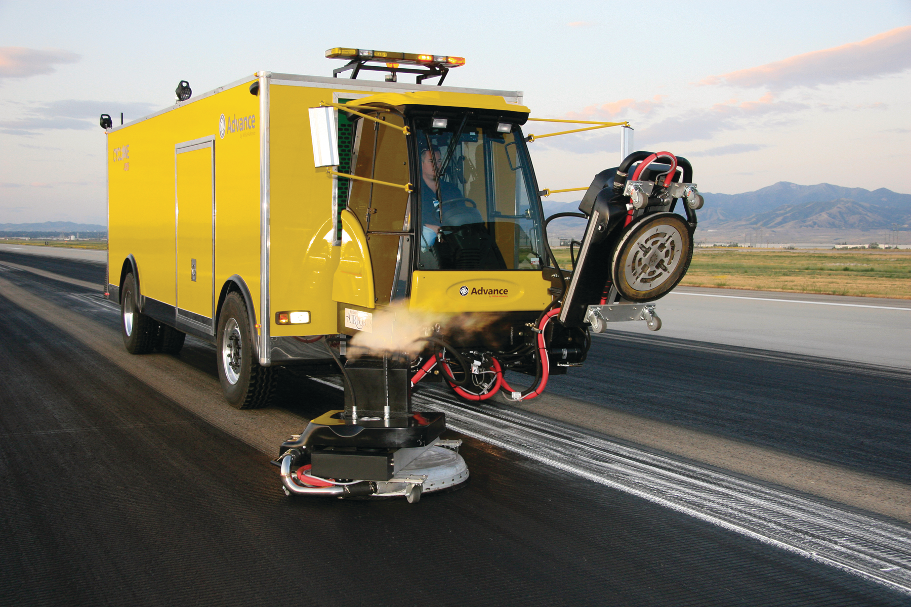 Cyclone 4006 | Aviation Pros