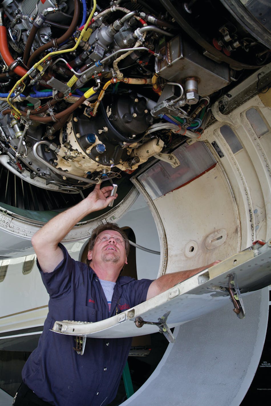 Comlux Aviation Services Expands Hangar Capacity to Accommodate ...