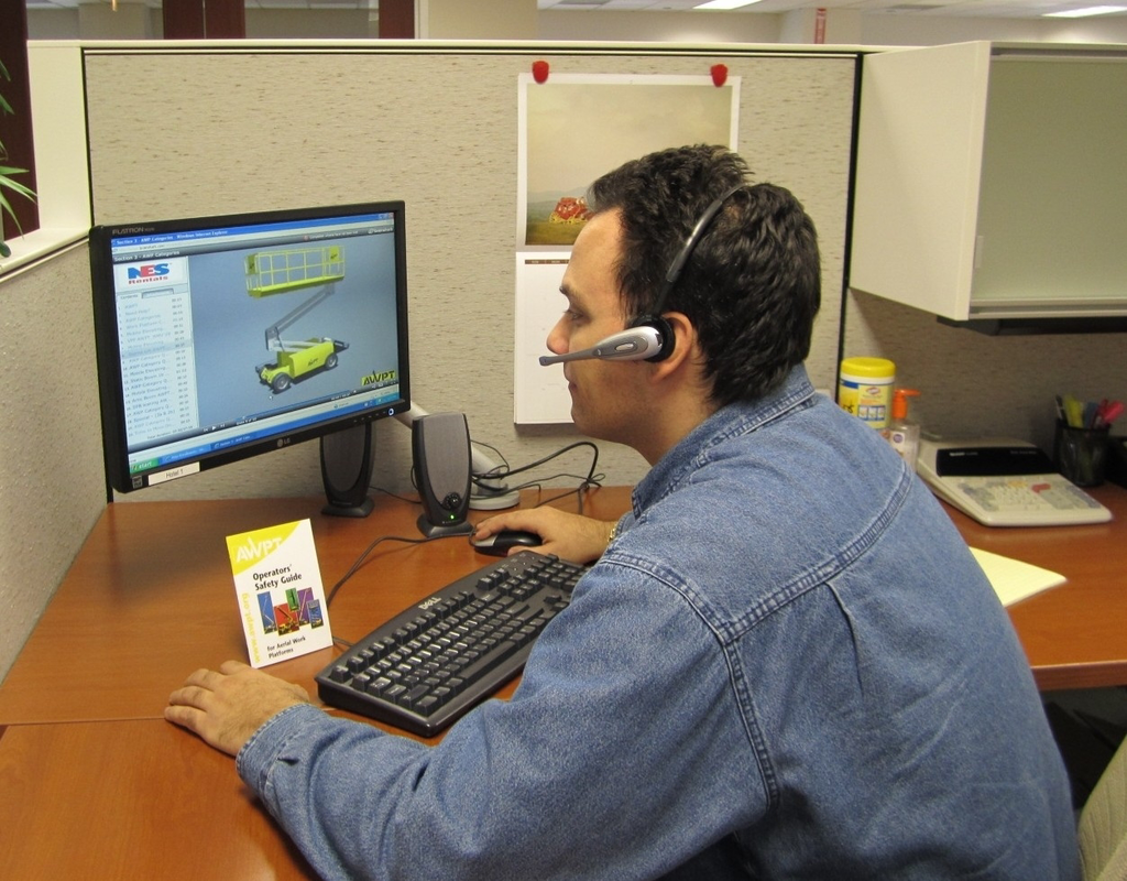 AWP Operator eLearning Available Across the US | Aviation Pros