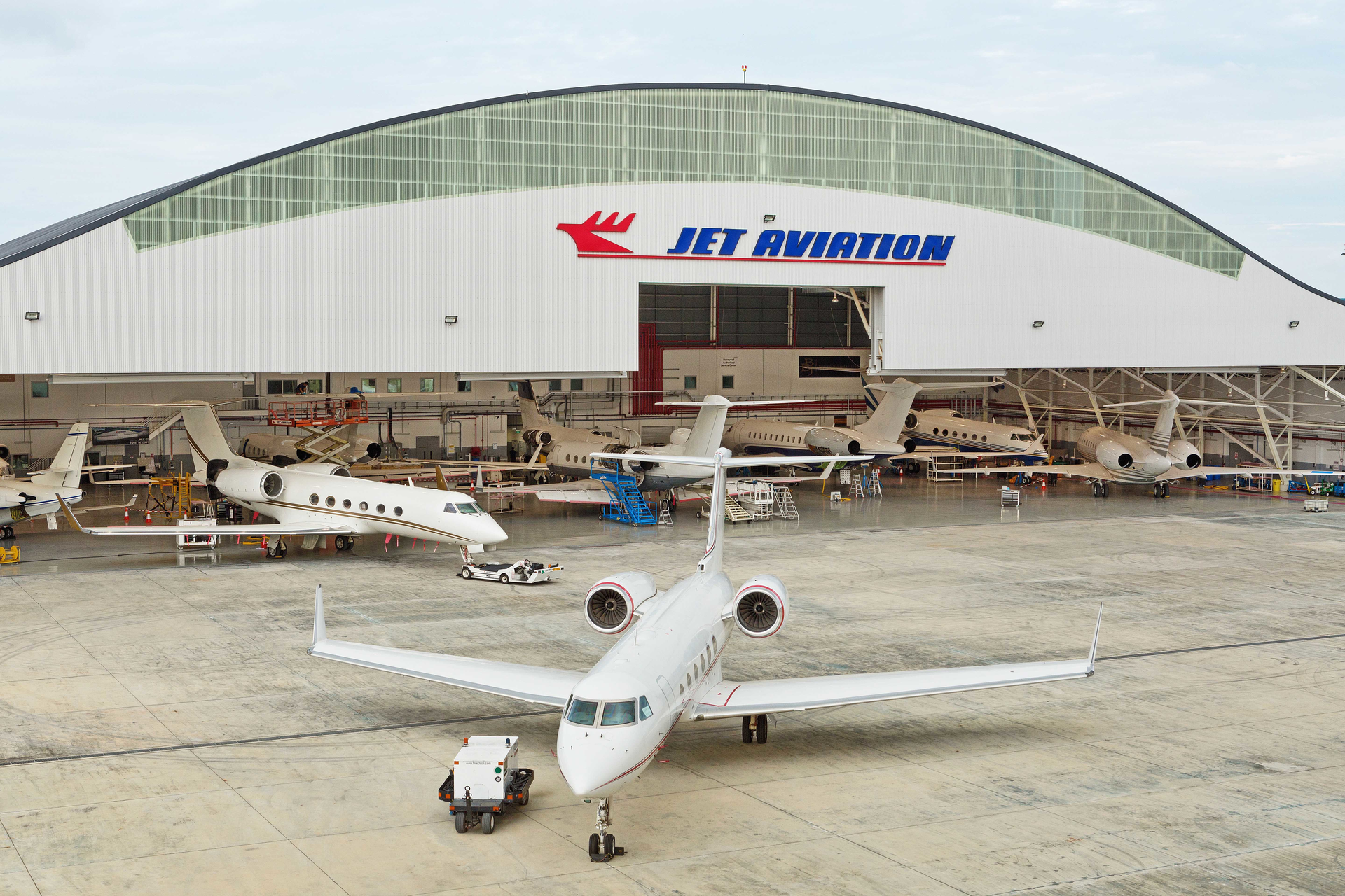 Jet Aviation Singapore expands services to include parking and ...