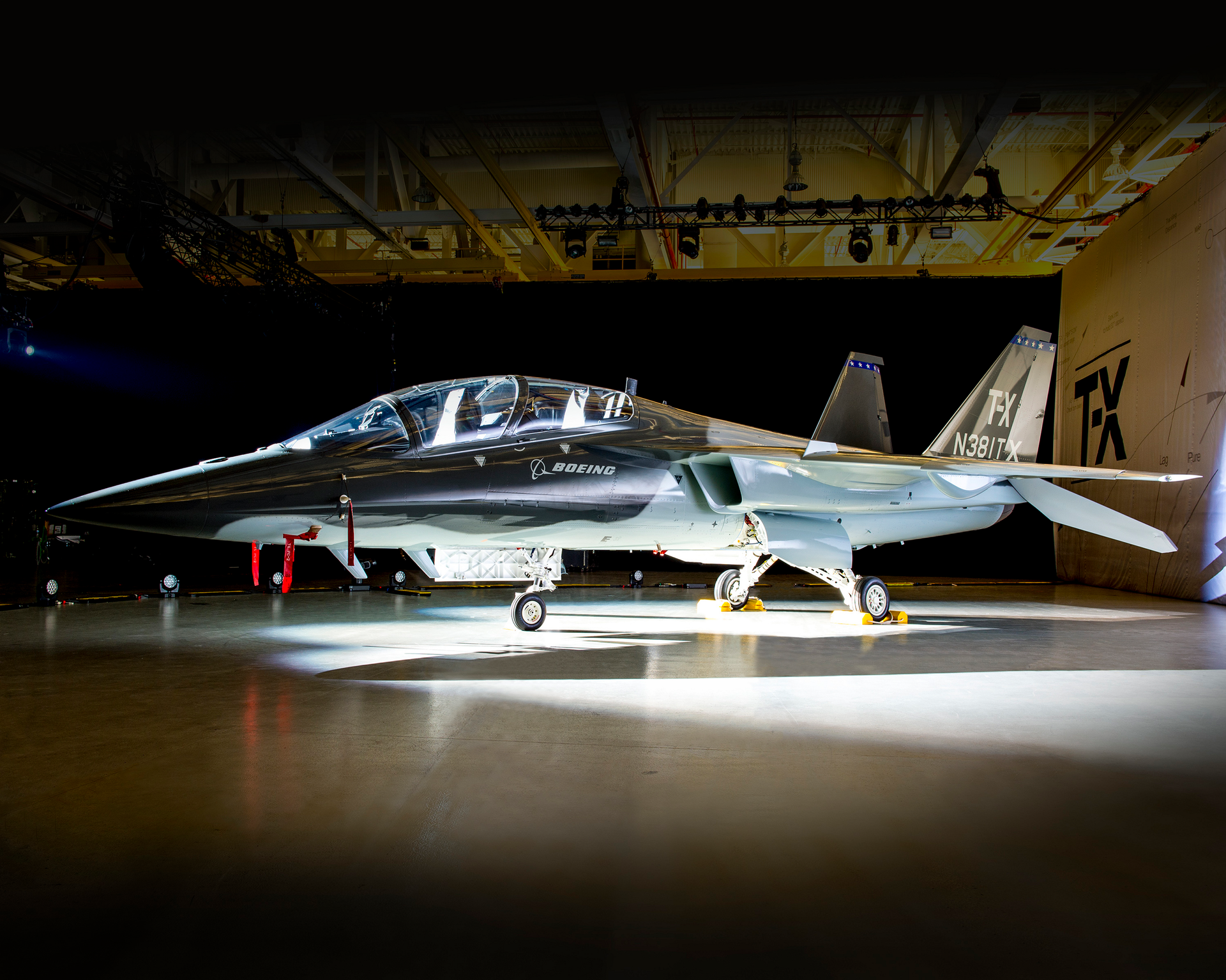 Boeing Reveals First Two Aircraft for U.S. Air Force T-X Competition ...
