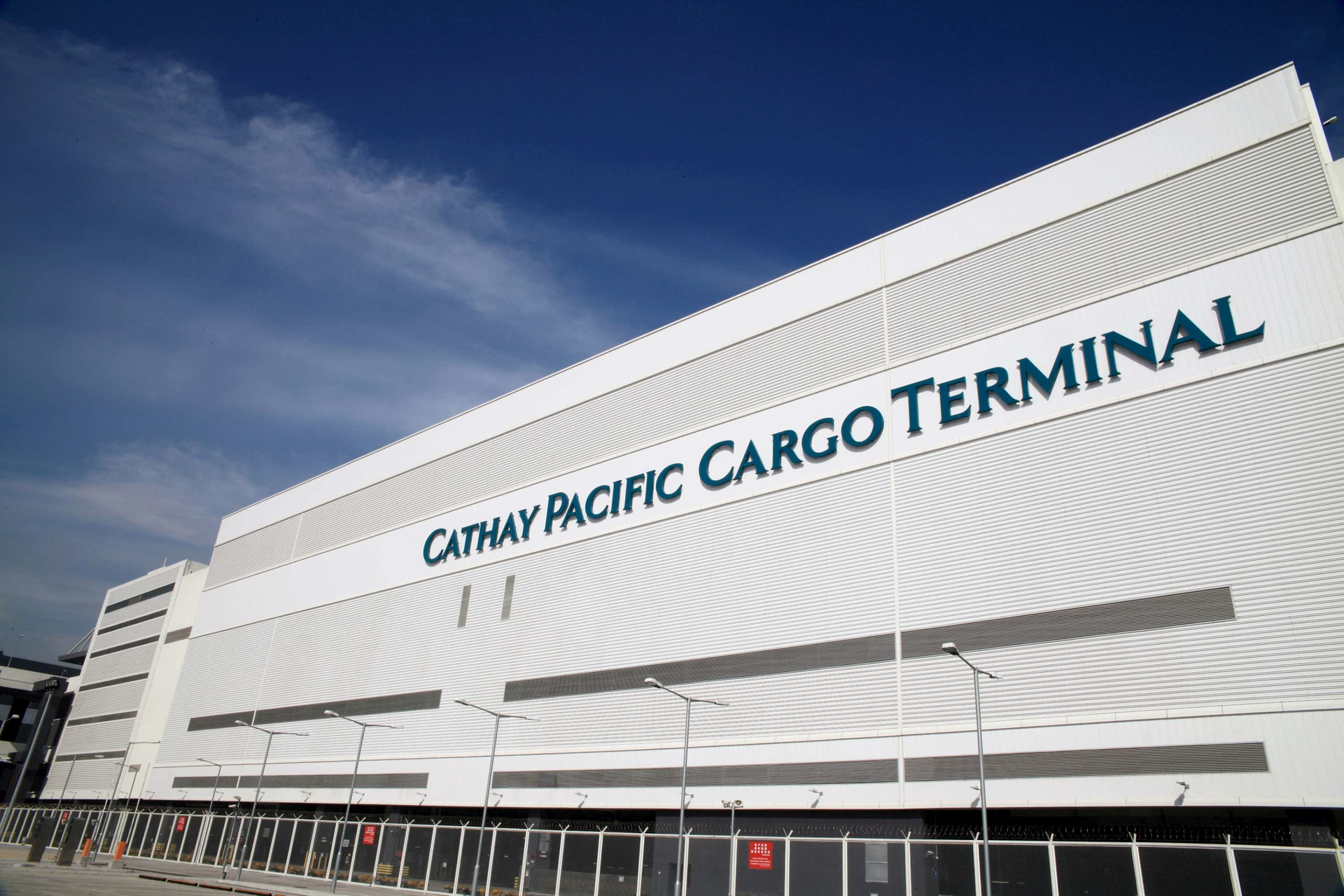 Lufthansa Cargo and Cathay Pacific Cargo Now Under One Roof for Hong ...