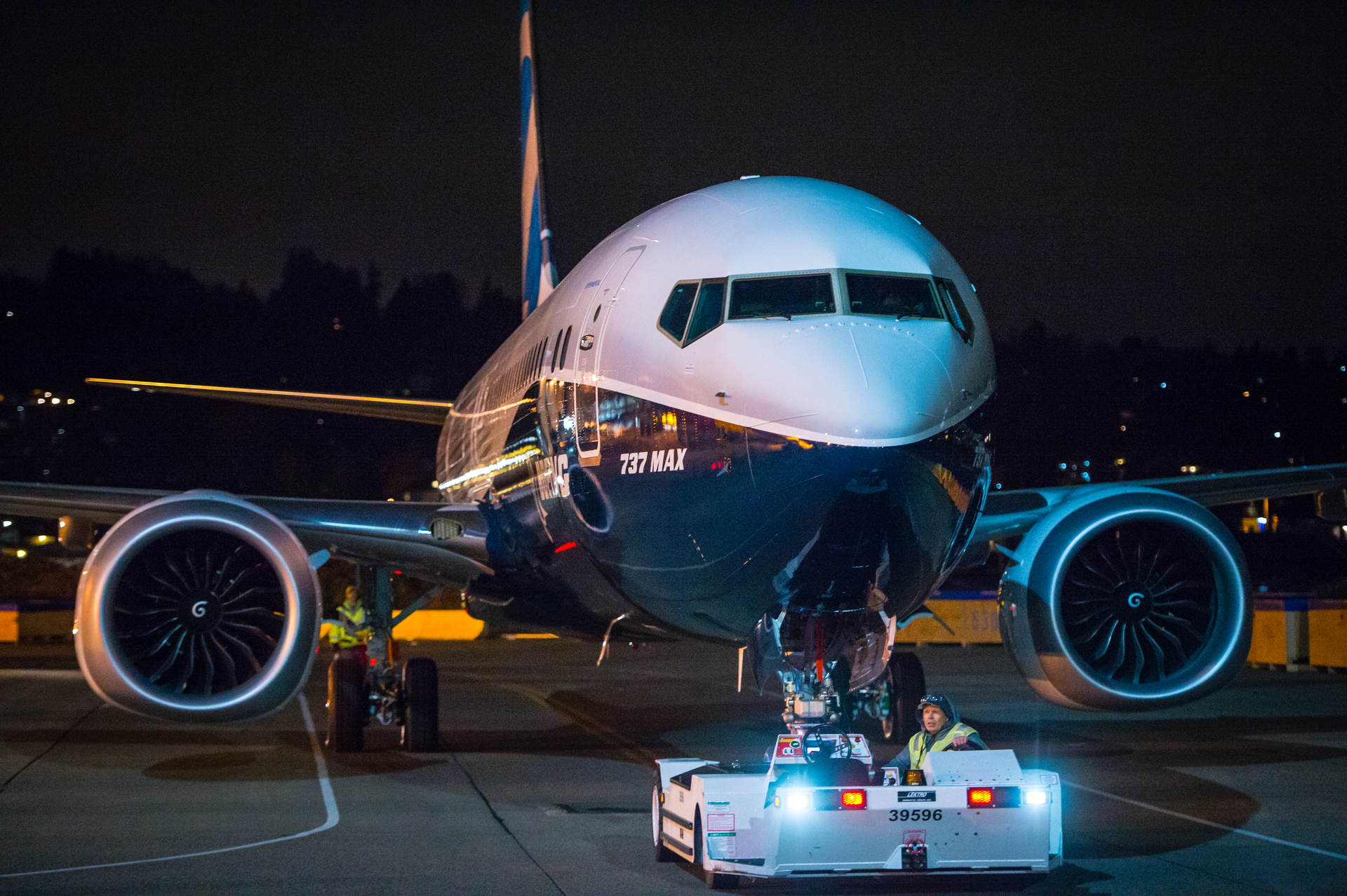 Boeing Celebrates Rollout of First 737 MAX 9 | Aviation Pros