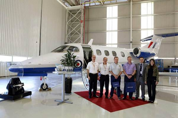 Embraer Delivers First Phenom 100 for United Kingdom´s Military Flying ...