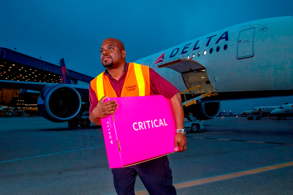 Delta Cargo Launches GPS-enabled International Cargo Service | Aviation ...