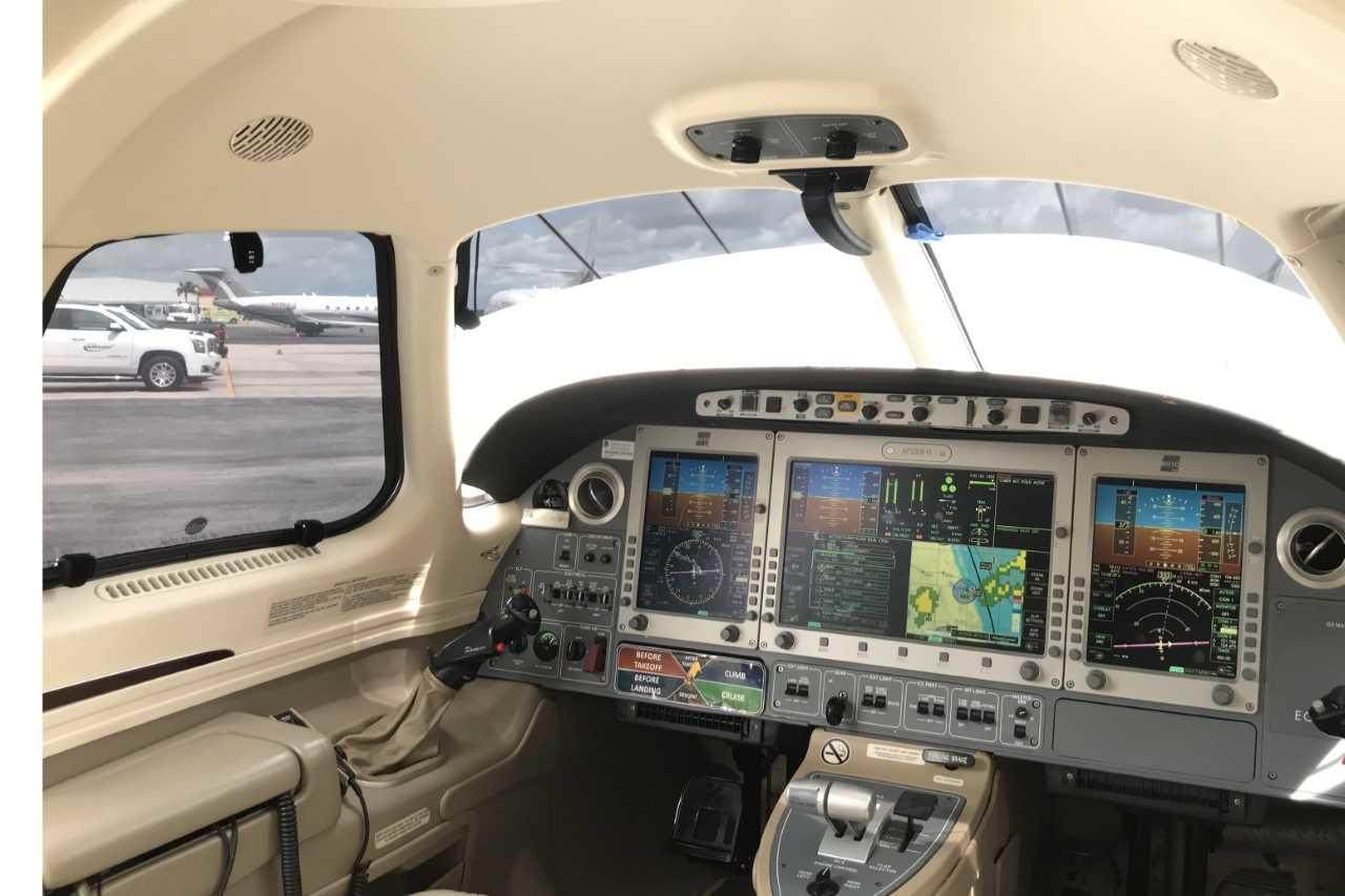 Jet Shades to Exhibit Sun Protective Cockpit Panels for Pilots at EAA ...