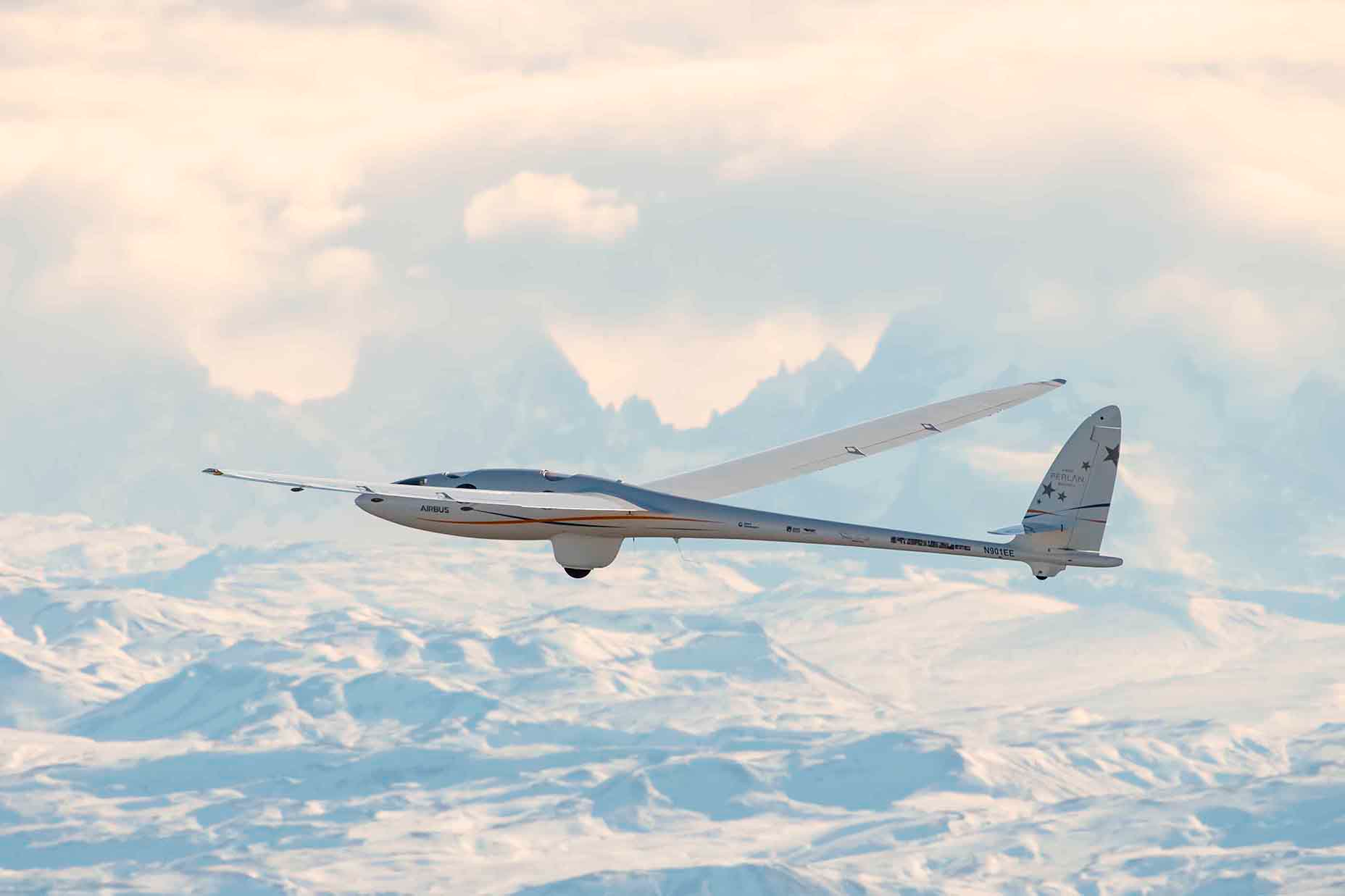 Airbus Perlan Mission II soars to over 62,000 feet, setting second ...