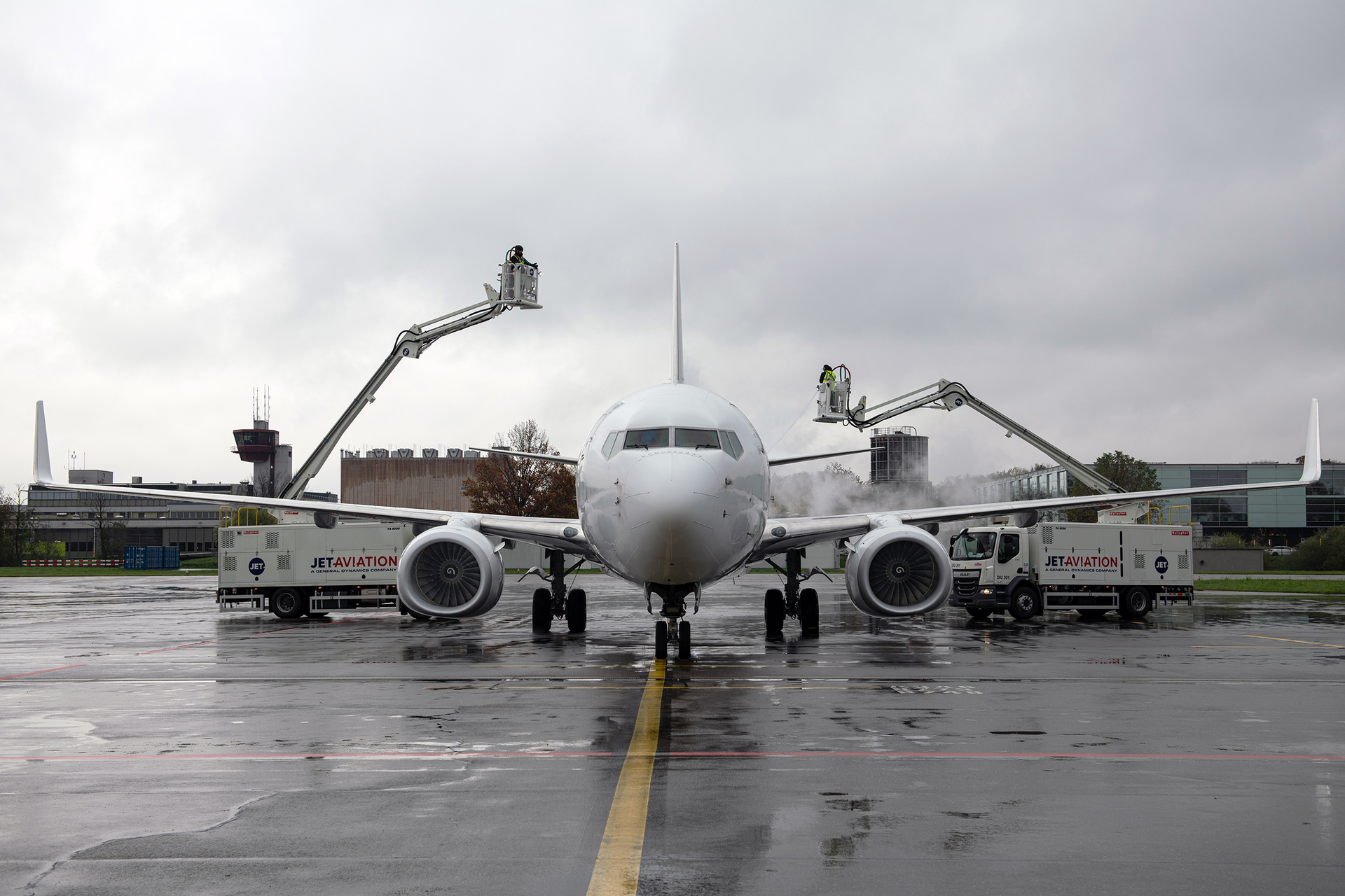 Jet Aviation Launches Deicing Service at Zurich FBO As It Ramps up for ...