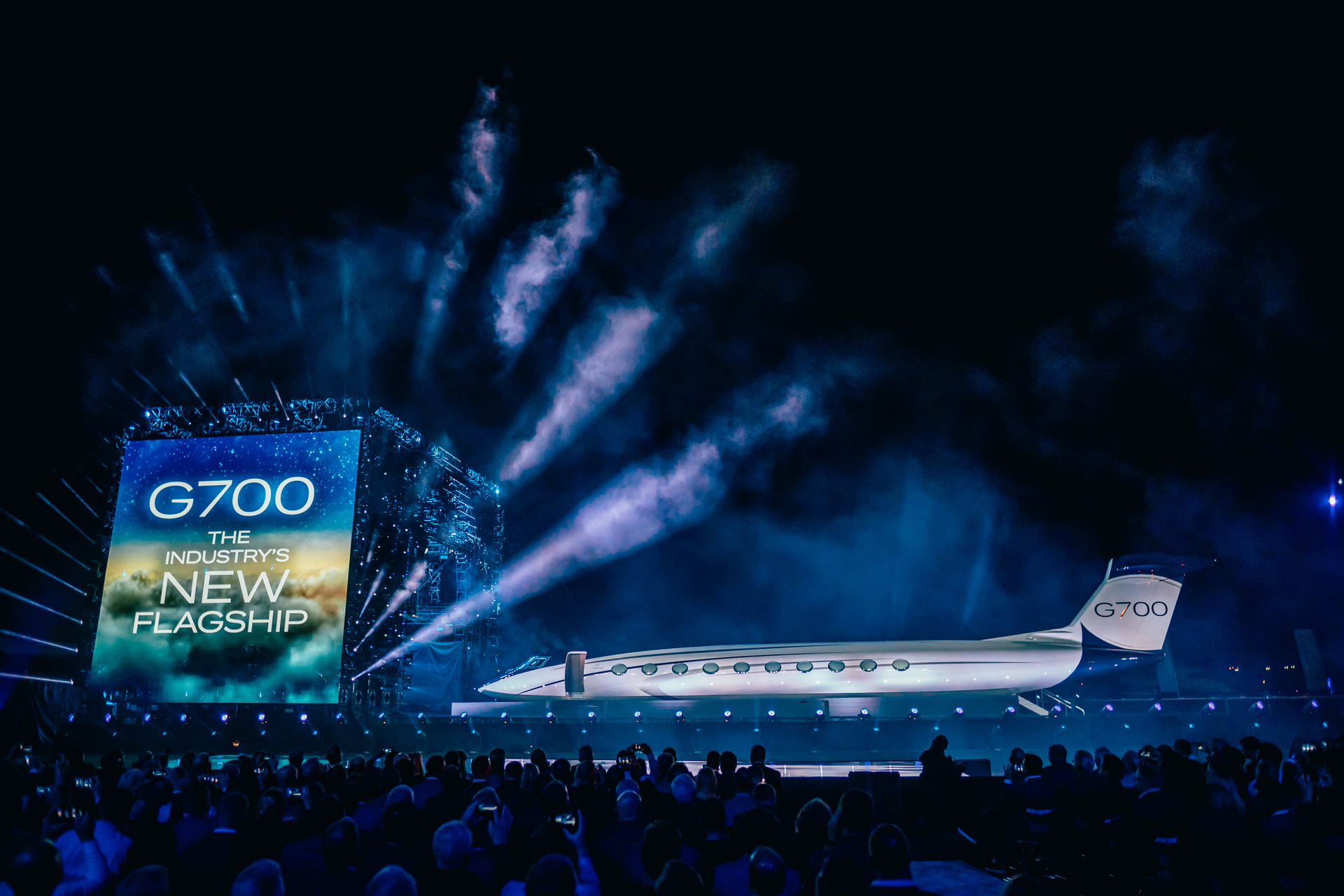 Gulfstream Launches Worldwide Tour of G700 Cabin Mock-Up | Aviation Pros