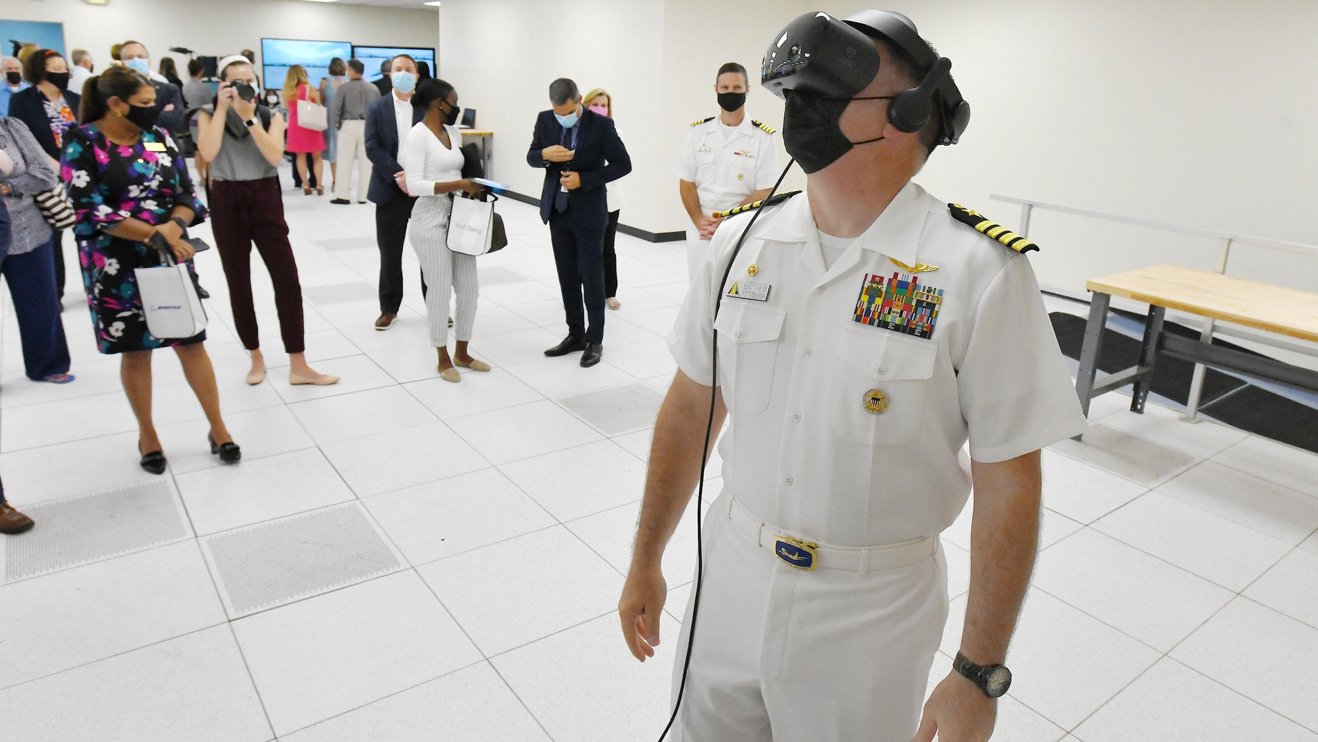 'Just like you're in the airplane:' Boeing center develops virtual ...