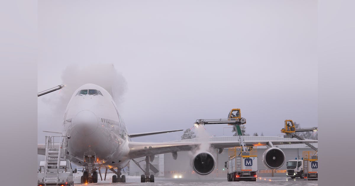 Menzies Aviation Announces Deicing Contract Renewals with Norwegian ... Menzies Aviation Announces Deicing Contract Renewals with Norwegian ...