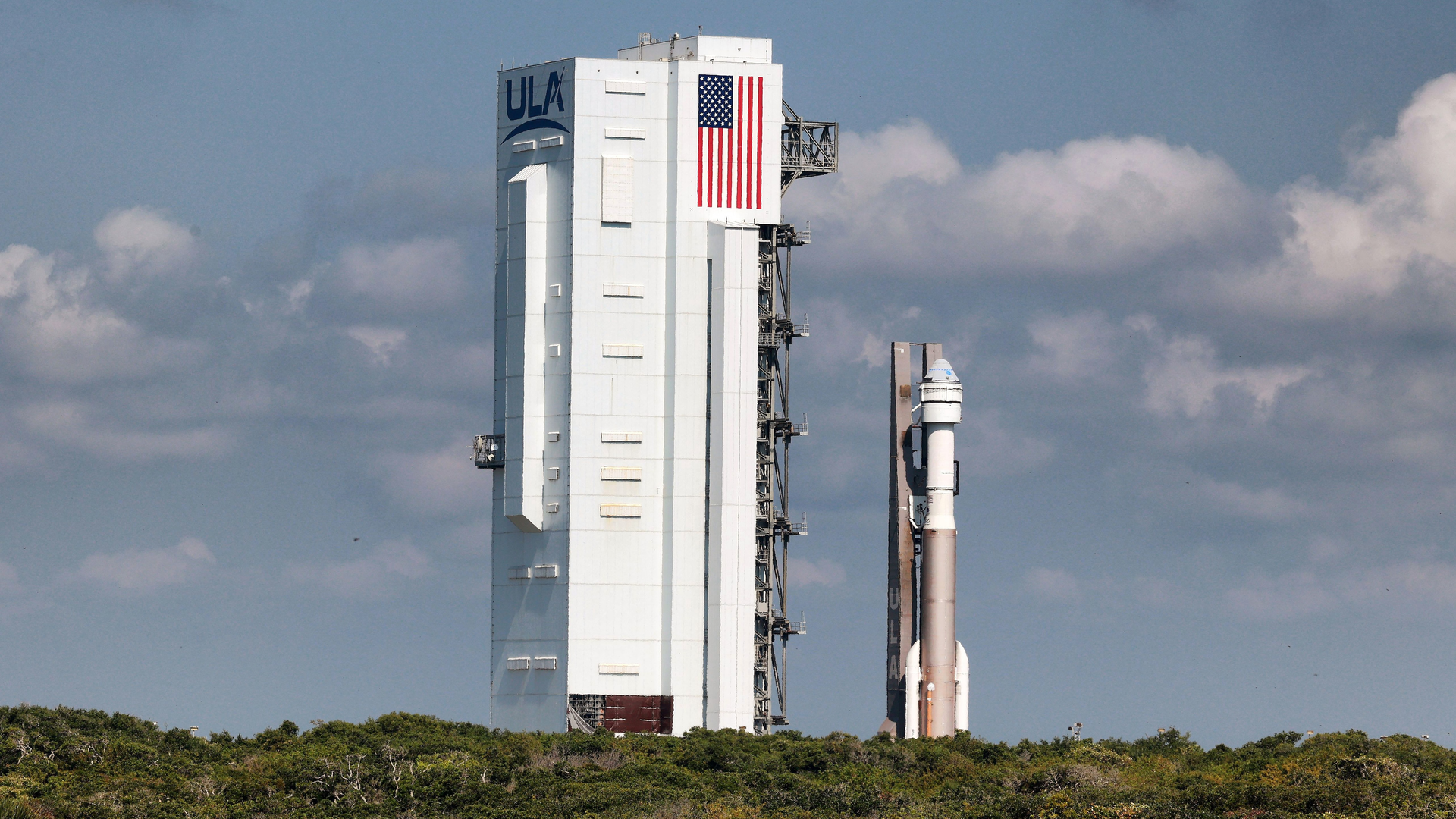 Boeing’s Starliner Looks to Launch Today Playing Catchup to SpaceX ...