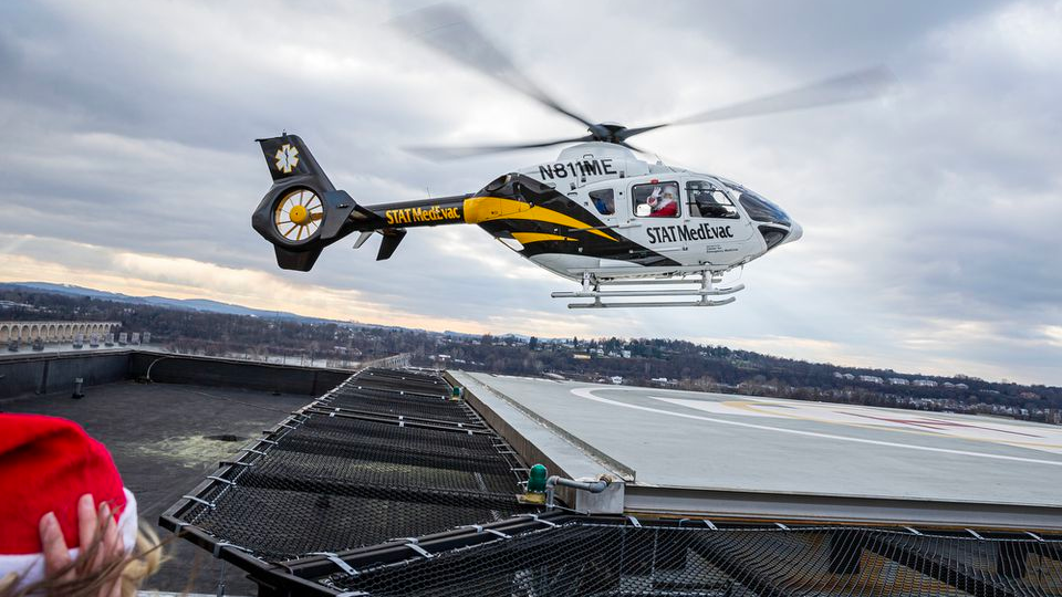 Santa Claus Arrives by Medevac Helicopter to Visit Children at UPMC ...