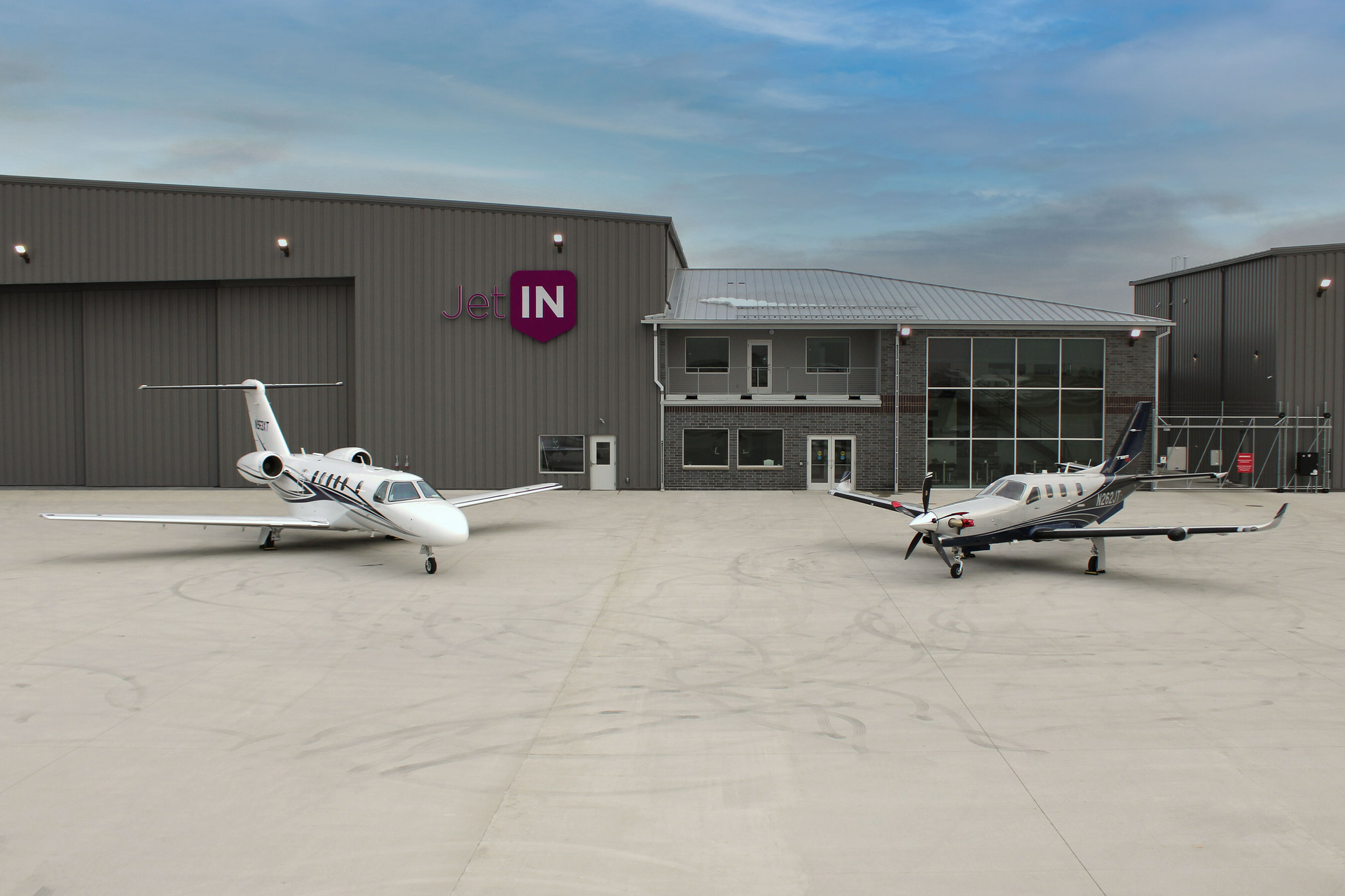 Jet IN Unveils Full-Service FBO at Milwaukee Airport | Aviation Pros