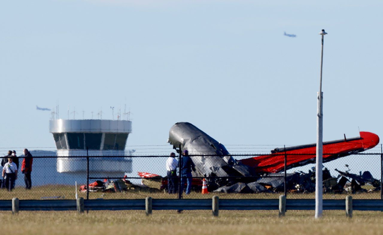 Toxic Chemicals From Airshow Crash Polluting Southern Dallas Airport ...