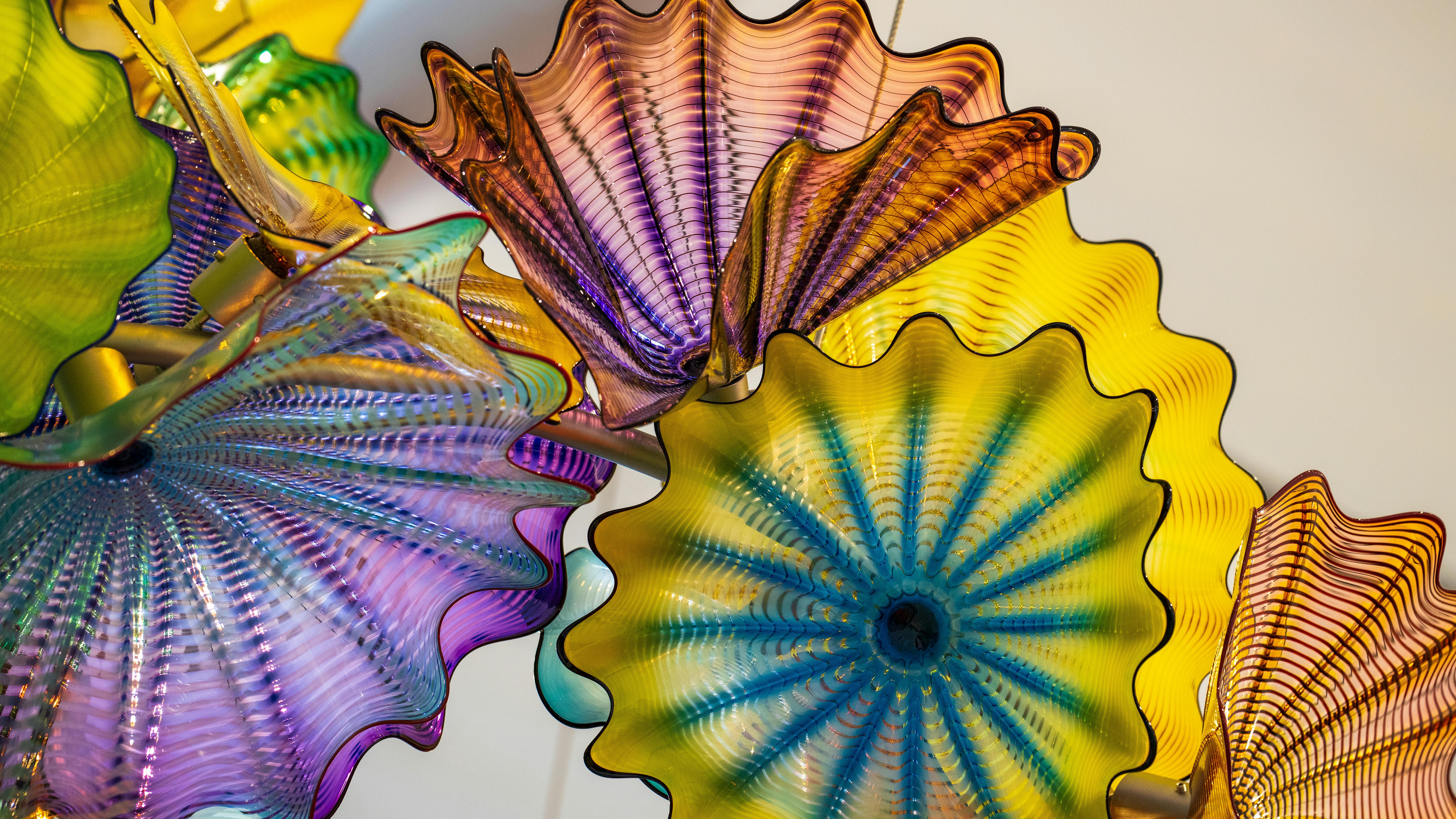 Dale Chihuly’s Largest Airport Installation Unveiled Inside New IAH ...
