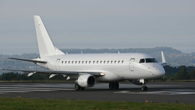 Green Taxi Solutions and StandardAero Partner to Certify First Electric Aircraft Taxiing (eTaxi ...